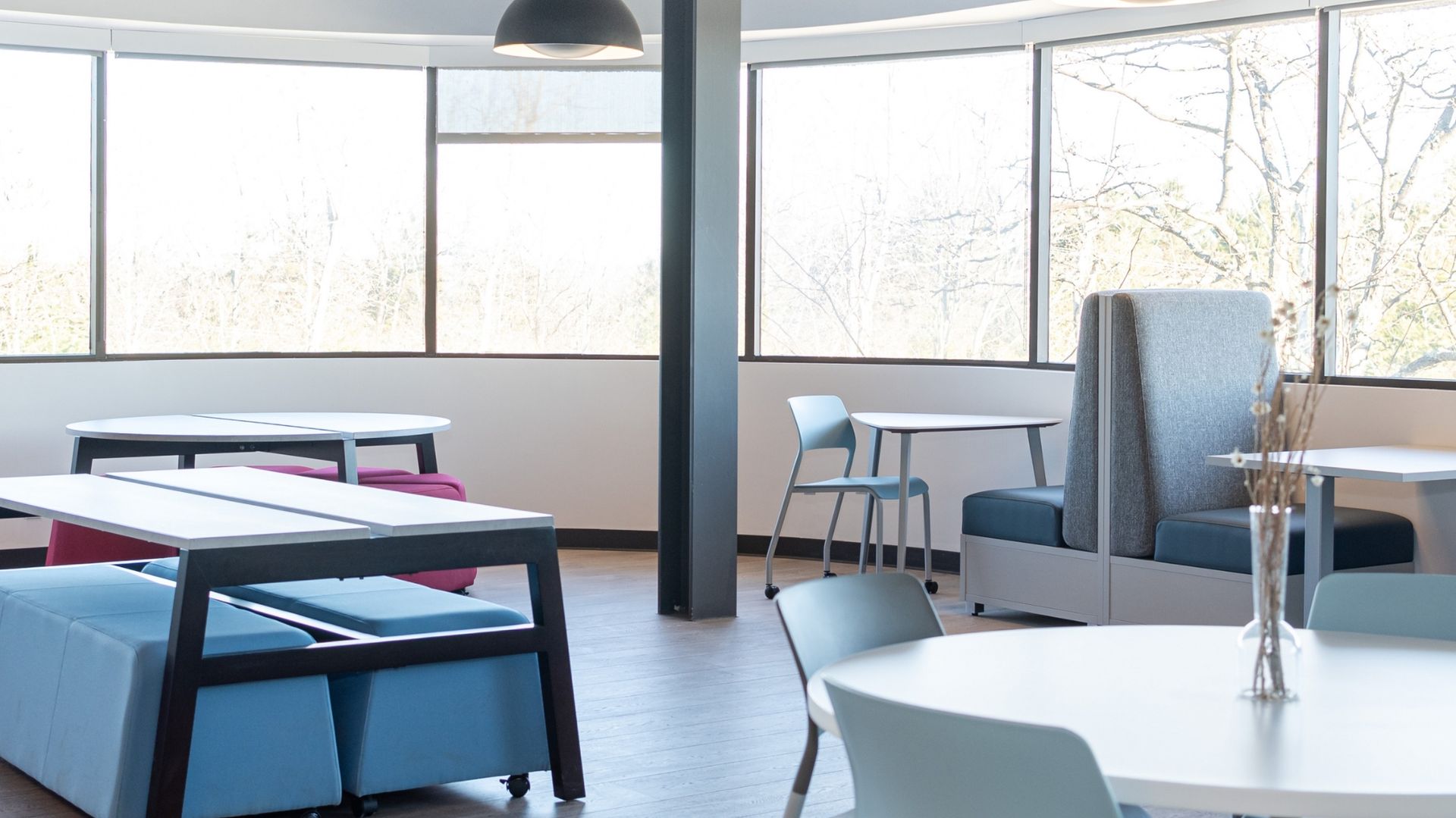 Breakroom Furniture Solutions | OfficeFurniture4Sale
